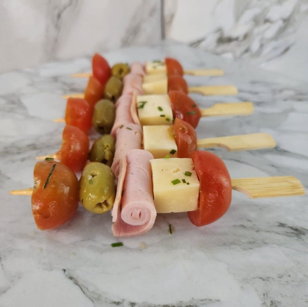 Brochetas - Mundo Cóctel